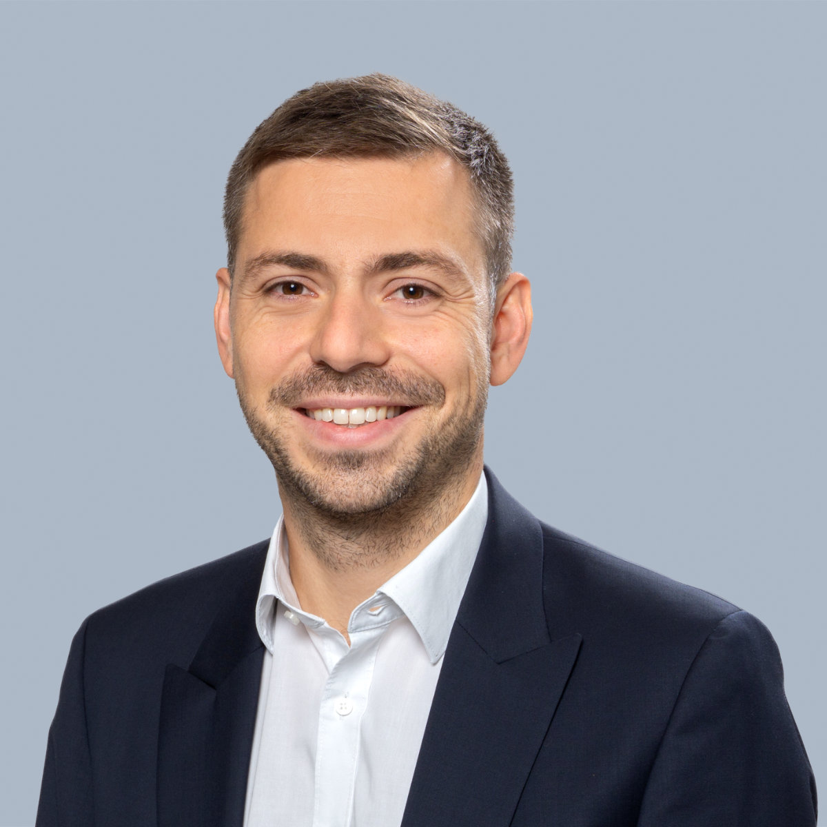 Milos Mitrovic - SVIT Bewerter